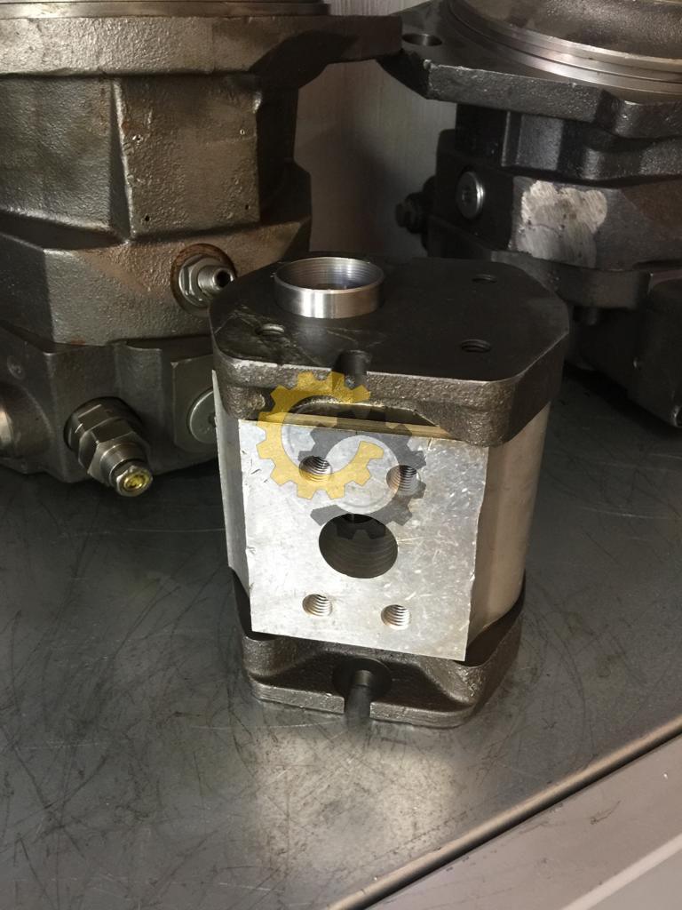 Rexroth 1PF2G3-30 Hydraulic Pump - Shop & Supply Co